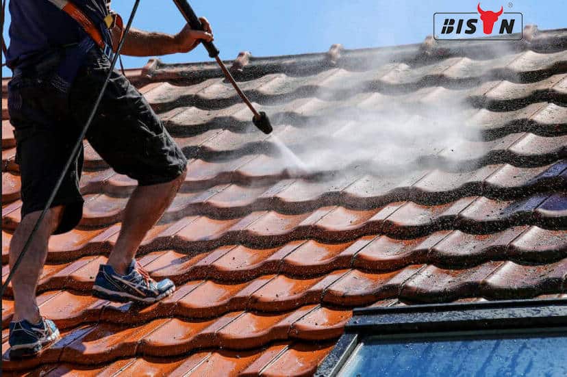 How to pressure wash a roof | Pressure Wash Guide 2023